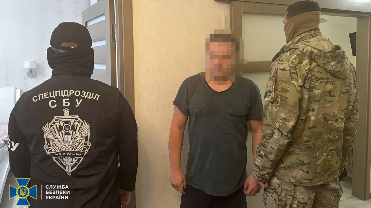 У Харкові затримали чоловіка який працював на військово космічні сили