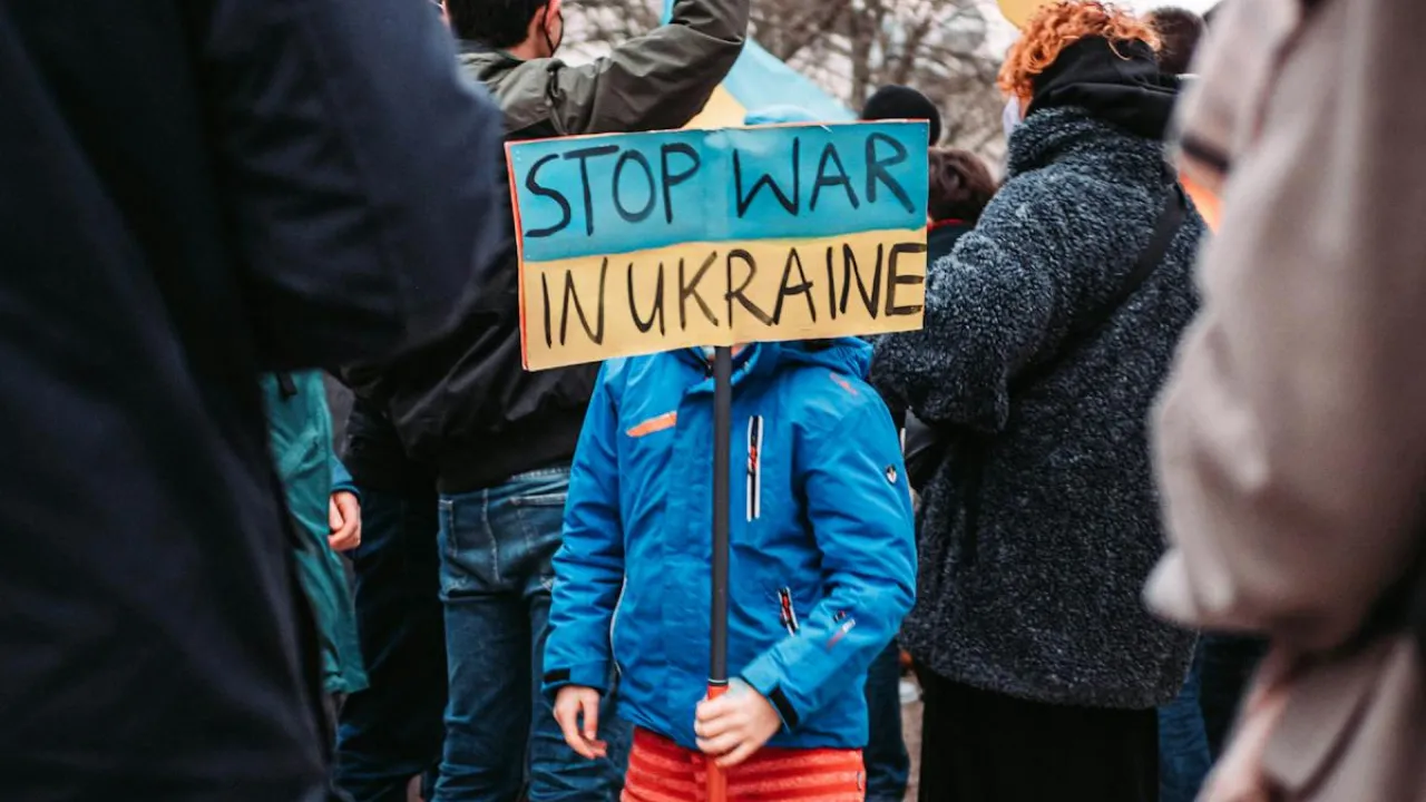 4 червня — День вшанування памяті дітей які загинули внаслідок збройної агресії рф проти України